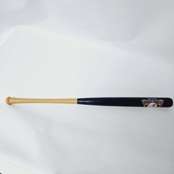 MLB | Other | 996 New York Yankees World Series Champions 22in Mini ...